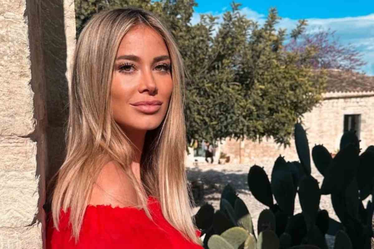 Diletta Leotta mostra la pancia in palestra: boom di critiche per lei